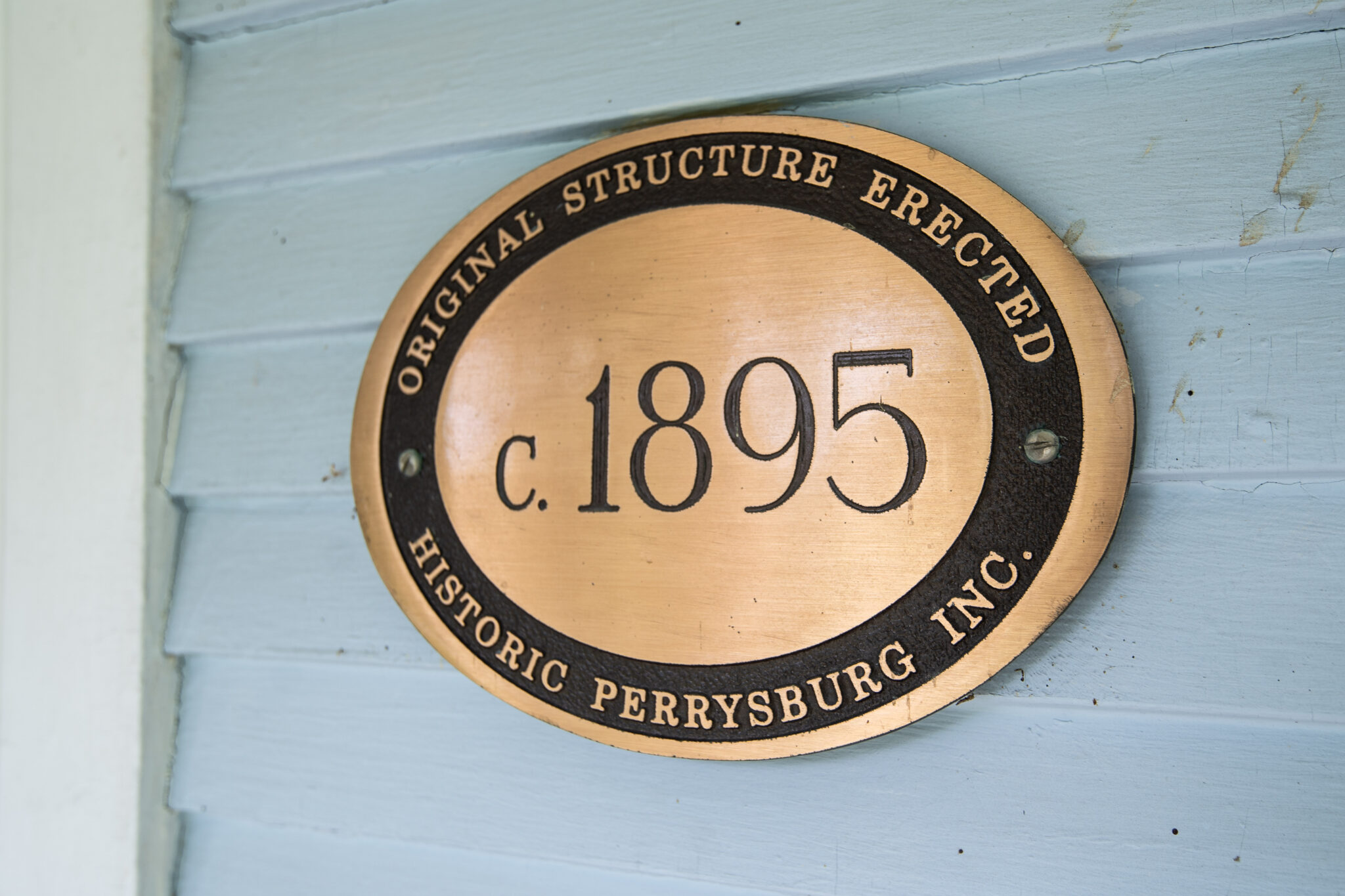 25+ Easy Outdoor DIY Projects to Try This Year - Building Bluebird