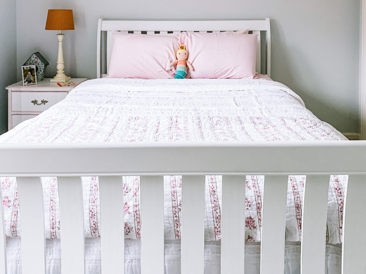 How to Paint A Bed Frame | Easy DIY Tutorial - Building Bluebird