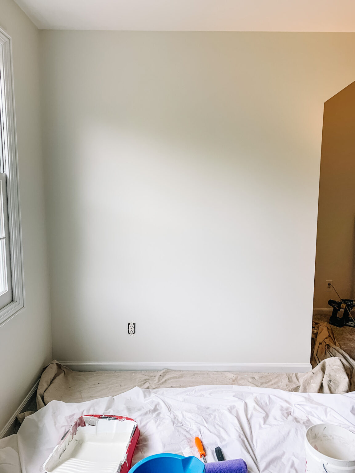 How to Easily Install a Wall Mural with Paste - Building Bluebird