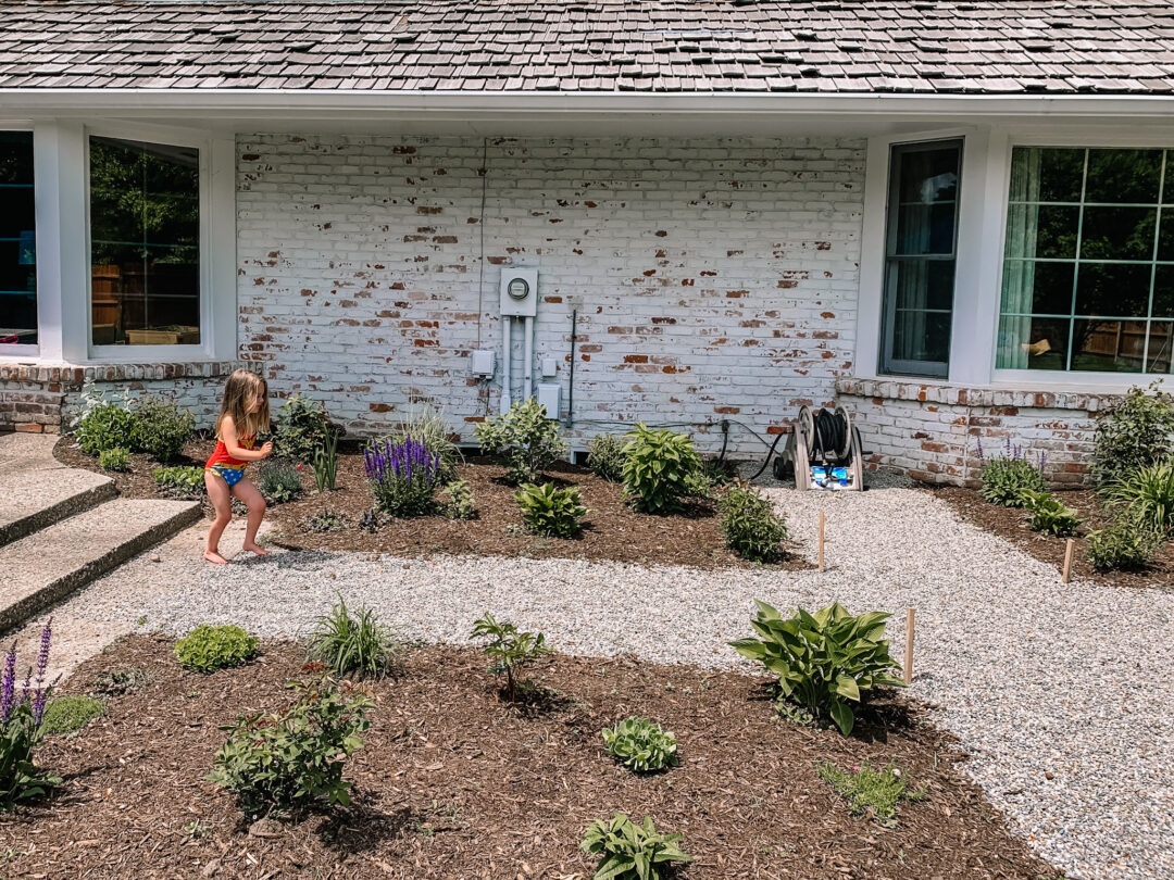 How to Paint an Ugly Electric Meter Box | DIY - Building Bluebird