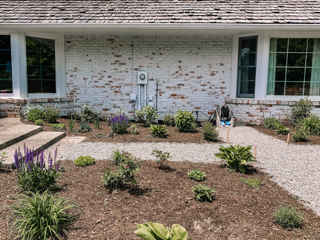 How to Paint an Ugly Electric Meter Box | DIY - Building Bluebird