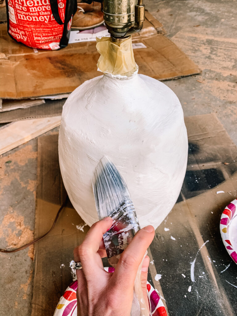 How to Apply Plaster to a Lamp | Easy DIY - Building Bluebird