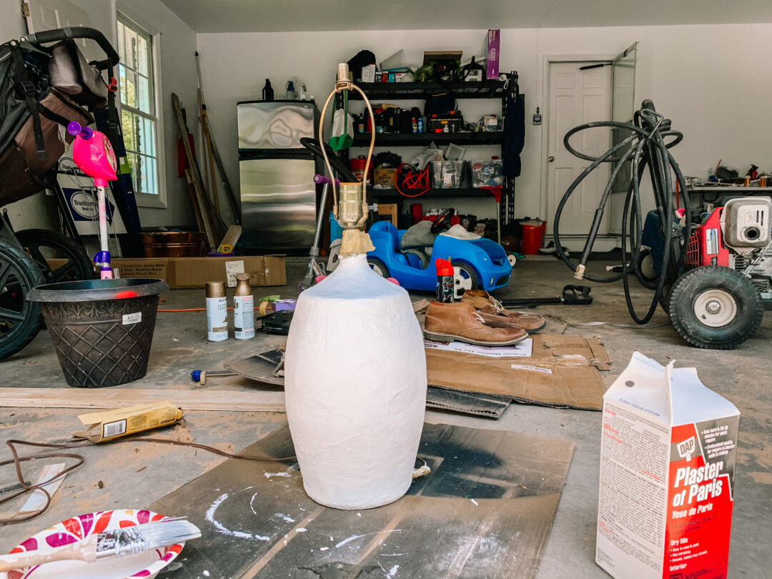 How to Apply Plaster to a Lamp | Easy DIY - Building Bluebird