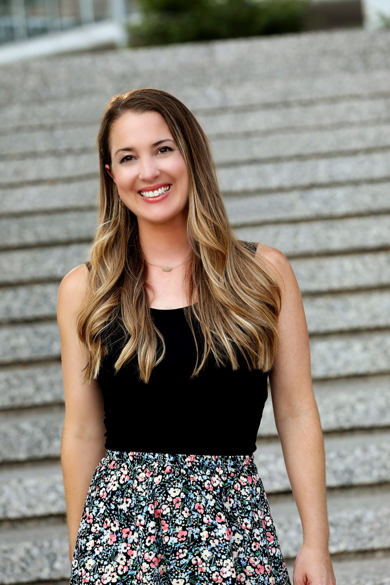 Joining a Real Estate Team | Is it Right For You? - Building Bluebird