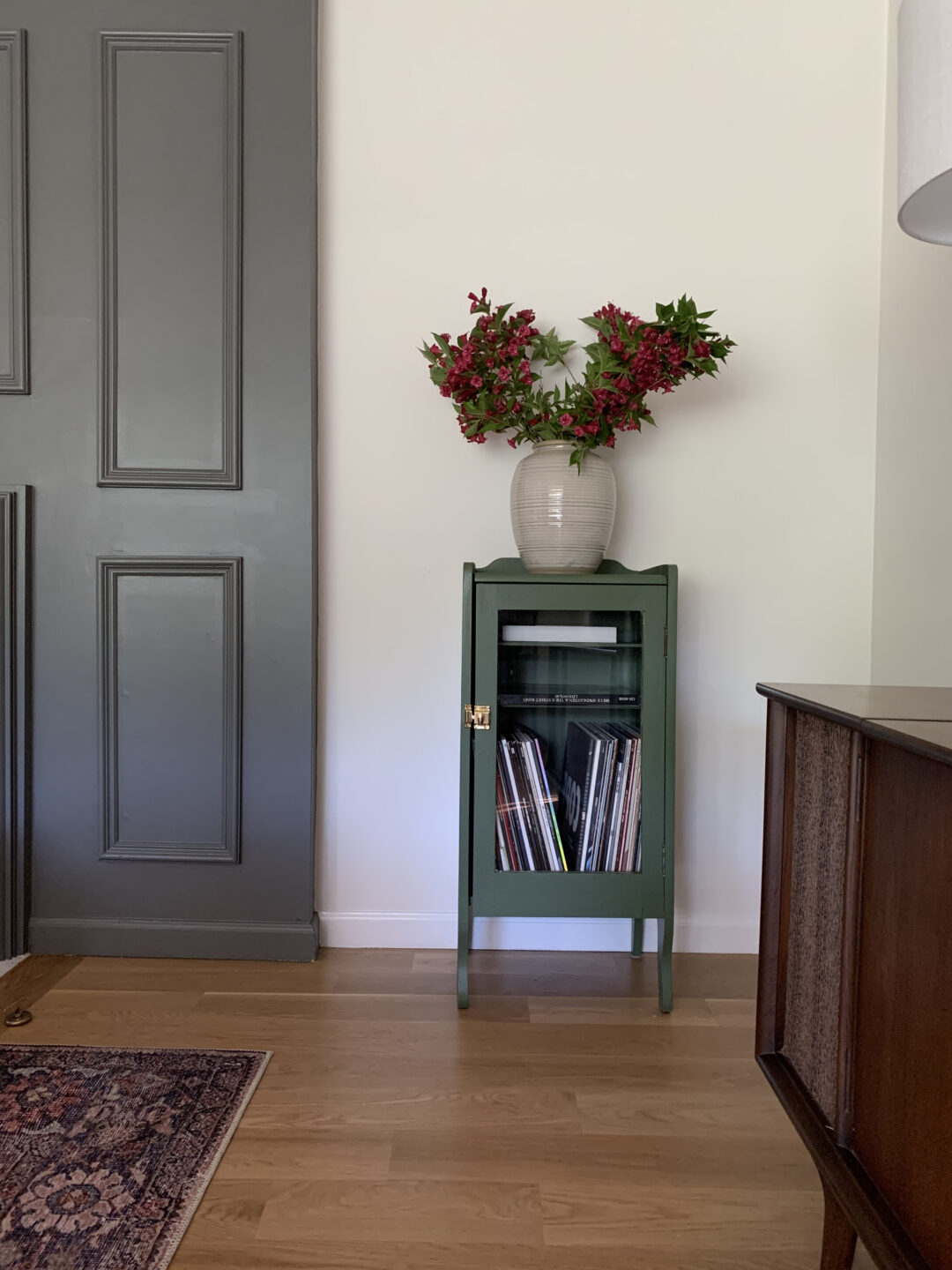 Sherwin Williams Oakmoss (SW 6180) | Paint Color Review - Building Bluebird