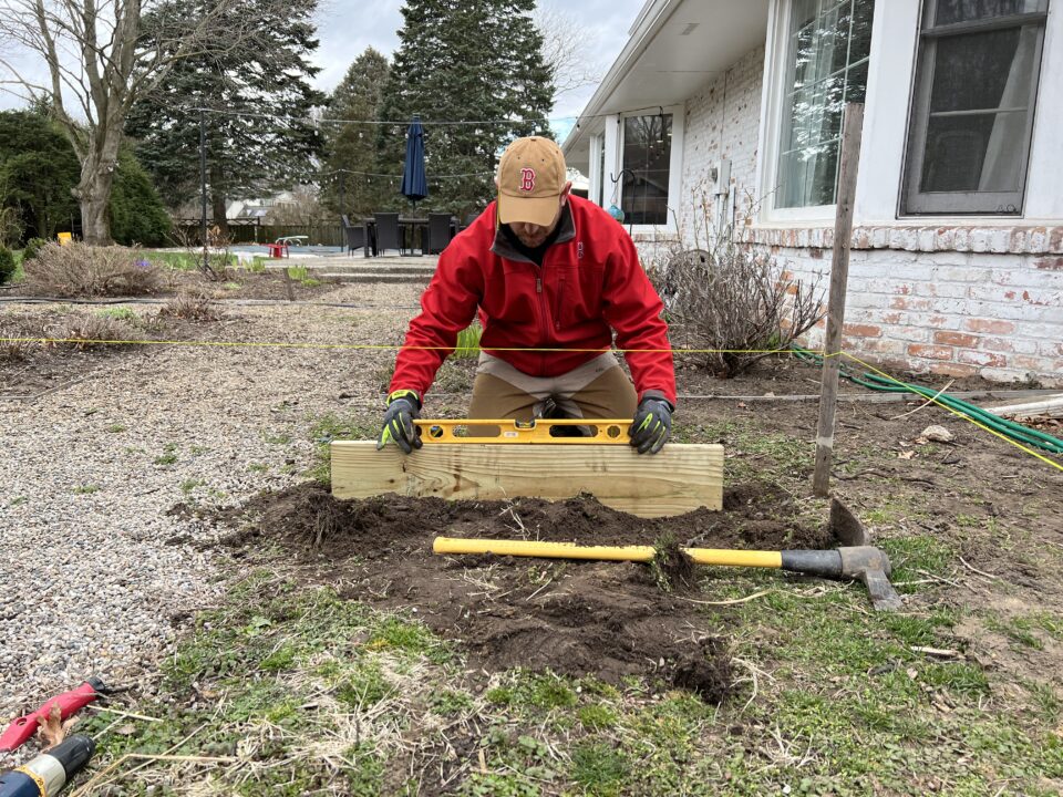 How to Build a Simple Raised Garden Box | DIY - Building Bluebird