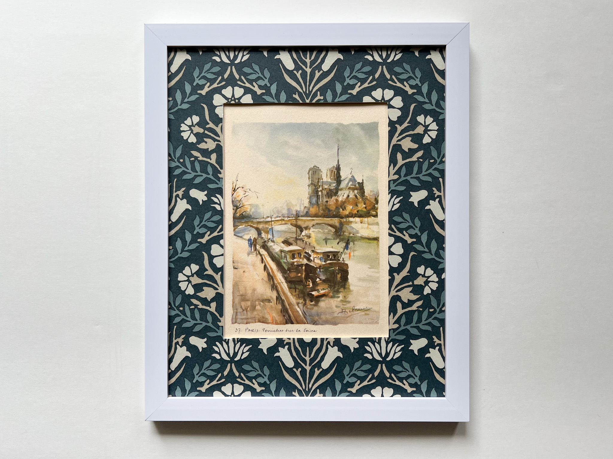 10 Unique DIY Picture Frame Ideas to Try at Home - Building Bluebird