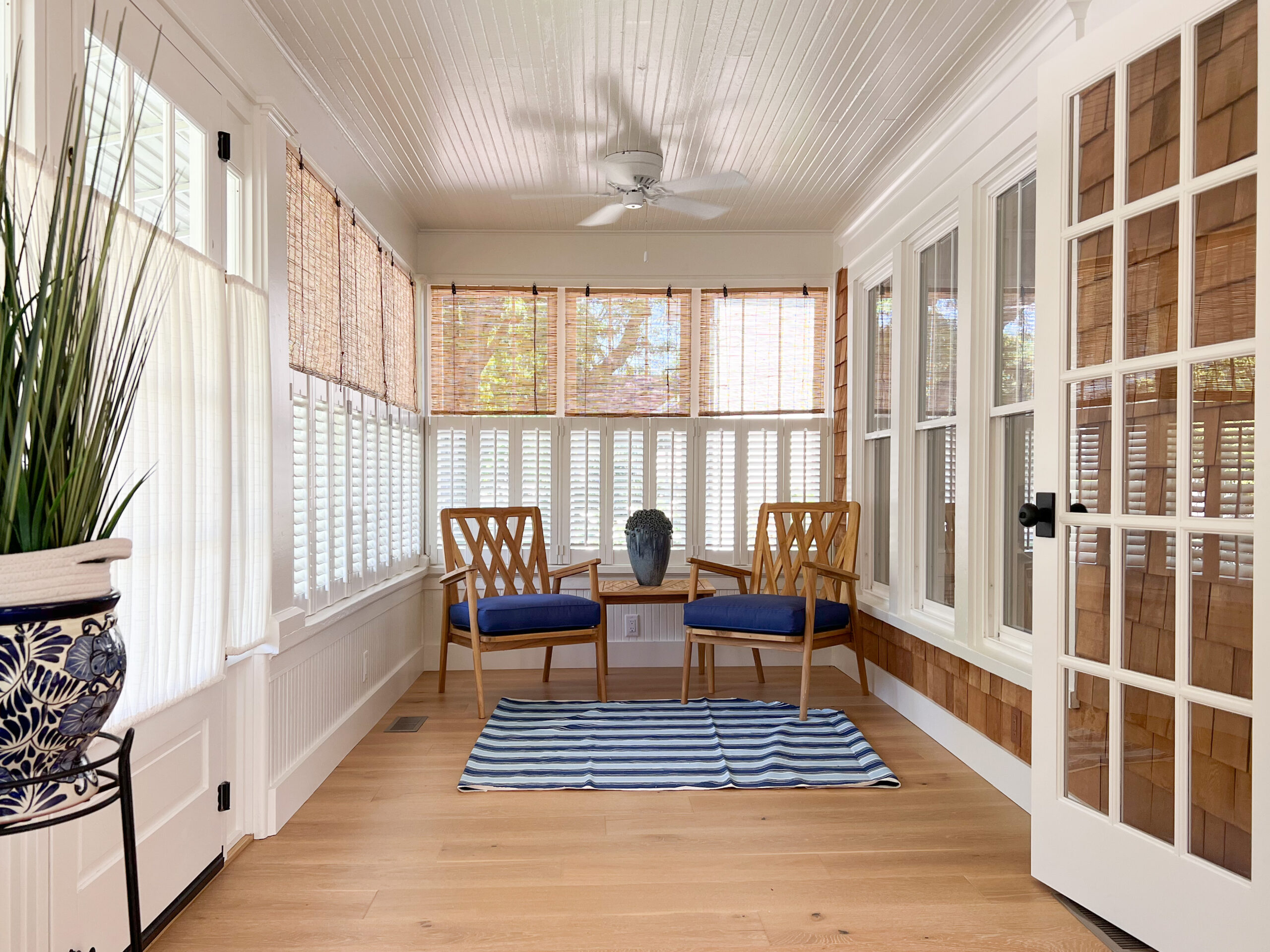 20+ Functional & Stylish Entryway Ideas for You - Building Bluebird