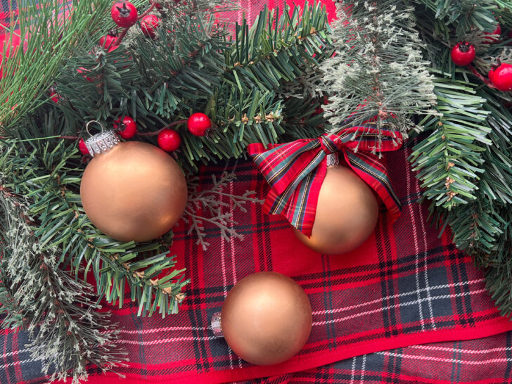 15+ Thrifted Christmas Decor Items to Buy This Year - Building Bluebird