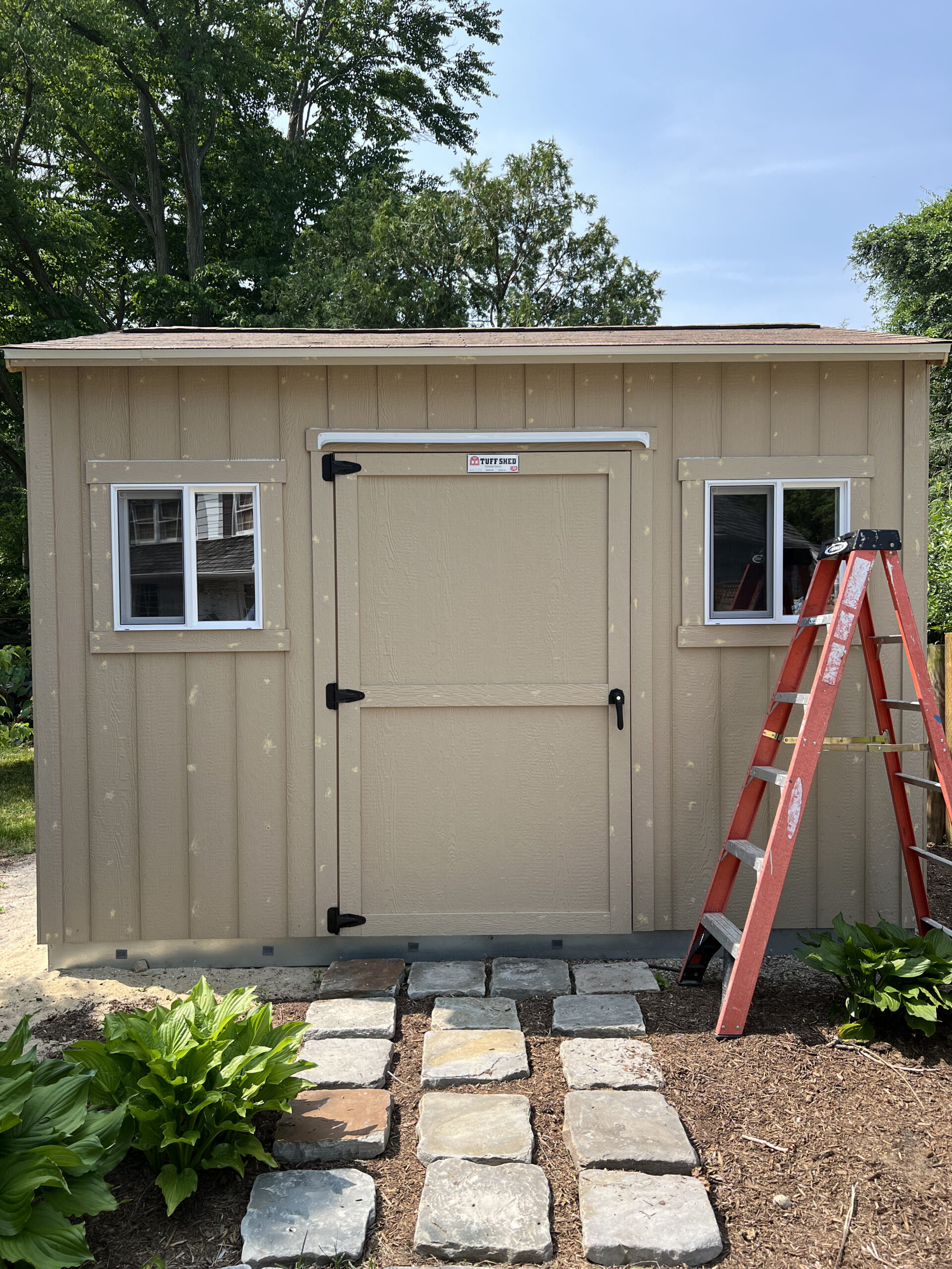 How to Paint a Shed Yourself | Beginner's Guide - Building Bluebird