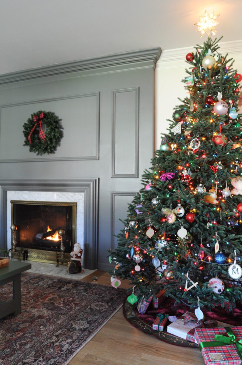 15+ Thrifted Christmas Decor Items to Buy This Year - Building Bluebird