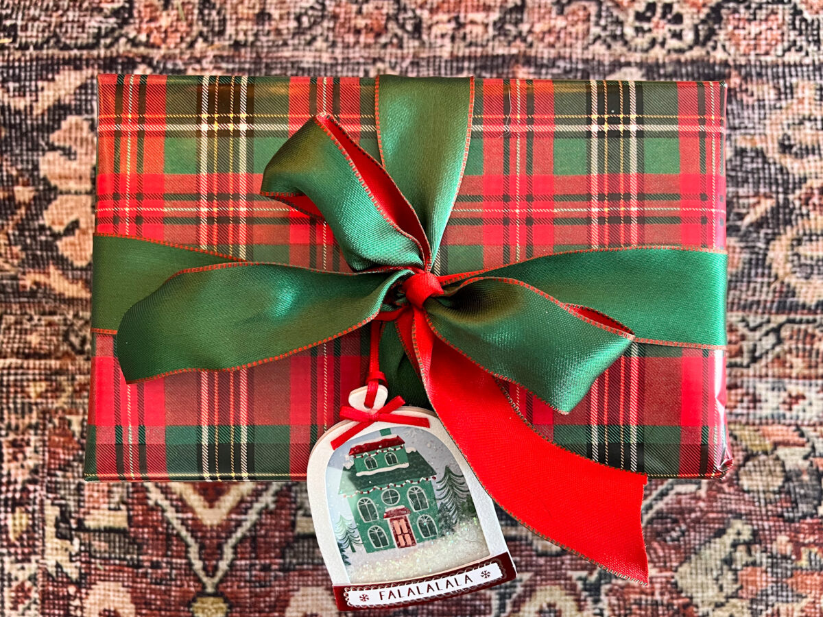 How to Wrap a Present So It Looks Beautiful Every Time - Building Bluebird