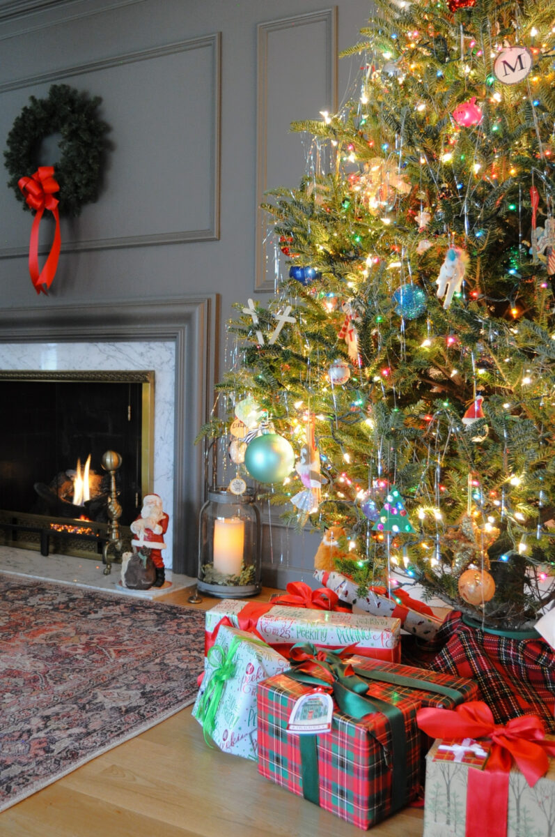 14 Unique Ways to Decorate with Christmas Tree Trimmings - Building ...