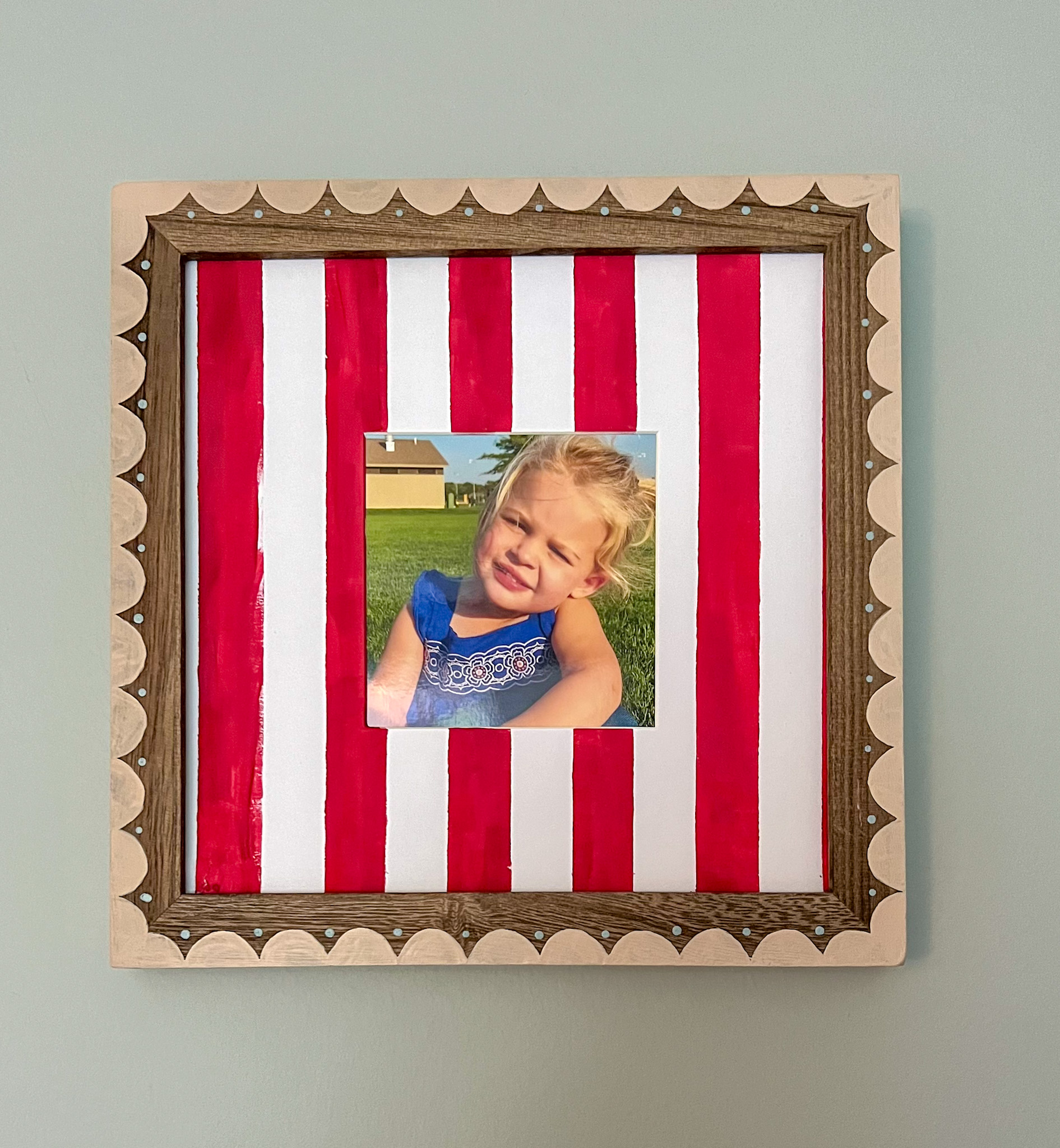 10 Unique DIY Picture Frame Ideas to Try at Home - Building Bluebird